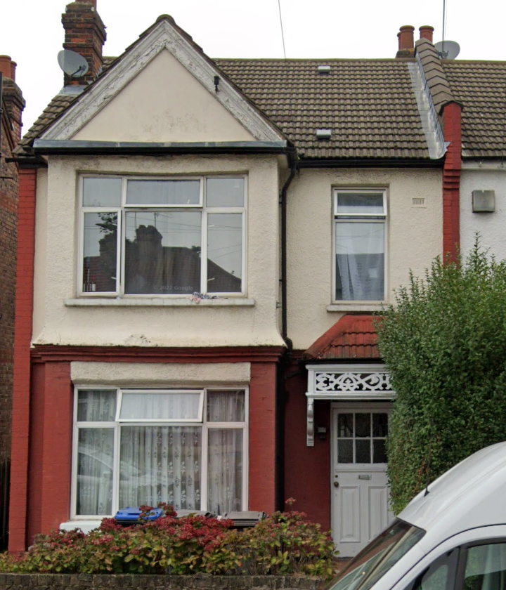Burnley Road 1 bed in a house share - £800 pcm (£185 pw)