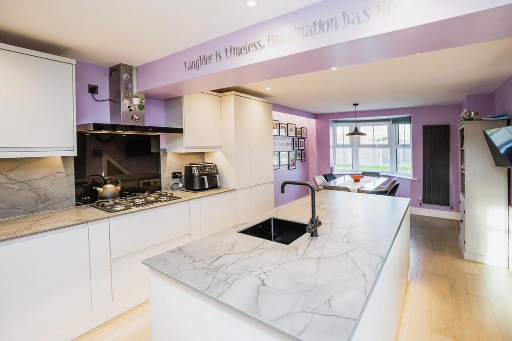 Cabin Lane, Shropshire SY11 3 bed semi-detached house for sale - £225,000