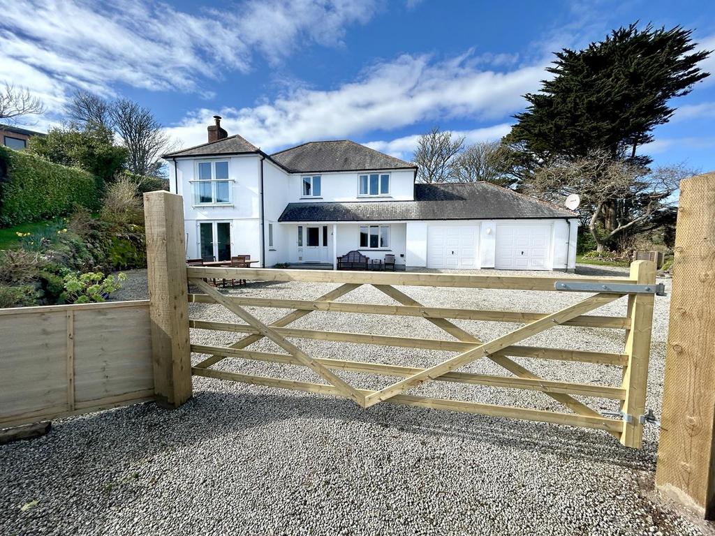 Chymbloth Way, Coverack TR12 4 bed detached house for sale - £800,000