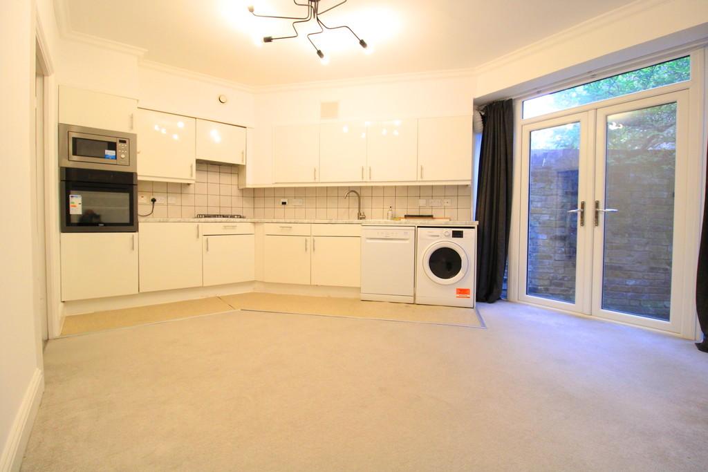Lupus Street, London SW1 1 bed flat - £2,000 pcm (£462 pw)