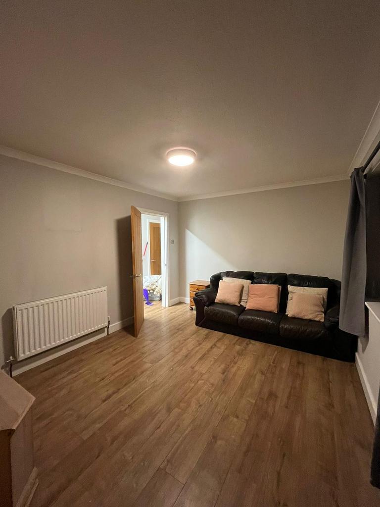 Moss Street, Preston PR5 1 bed terraced house - £725 pcm (£167 pw)