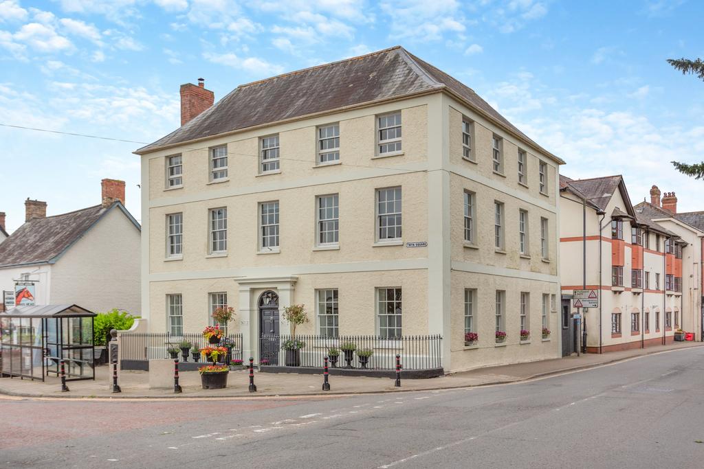 Twyn Square, Usk 6 bed detached house for sale - £1,000,000