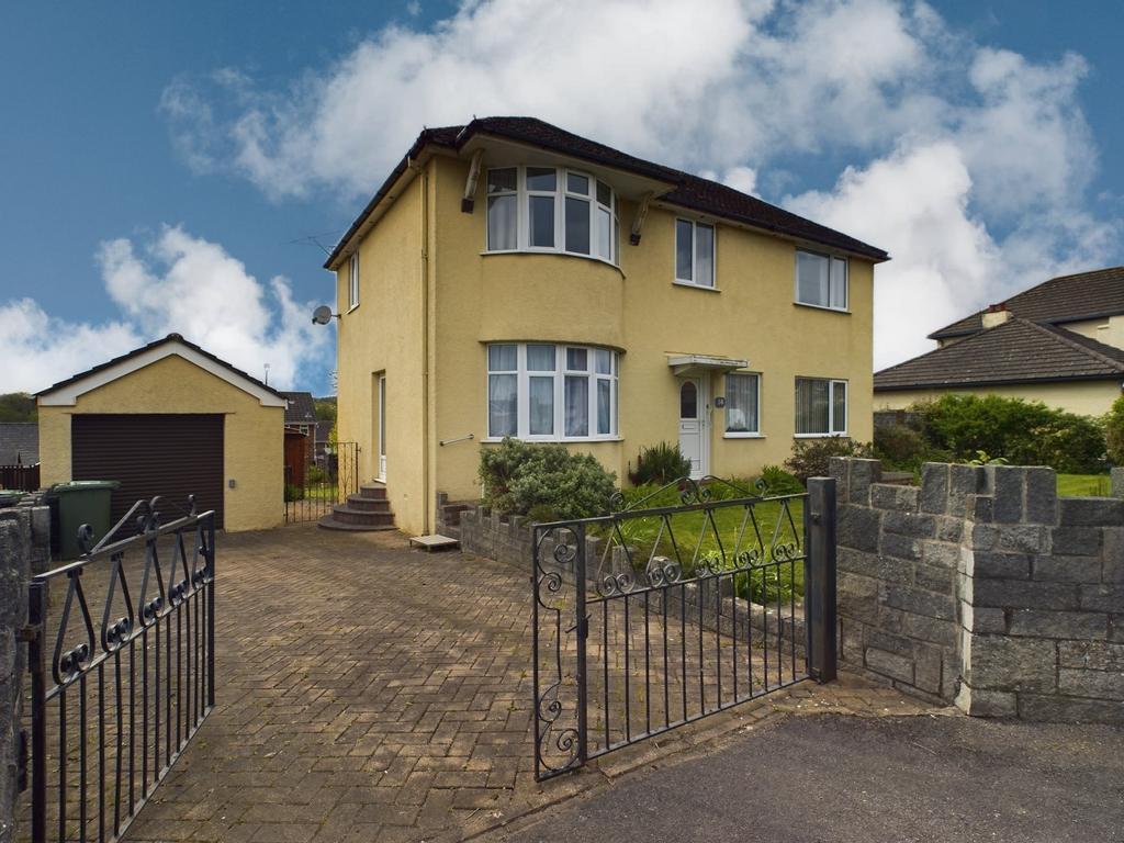 Summerleaze, Lydney 4 bed detached house for sale - £400,000