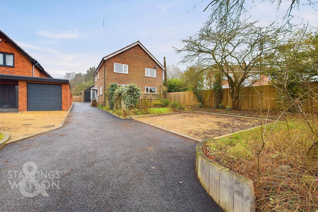 Flordon Road, Newton Flotman, Norwich 3 bed detached house for sale - £ ...