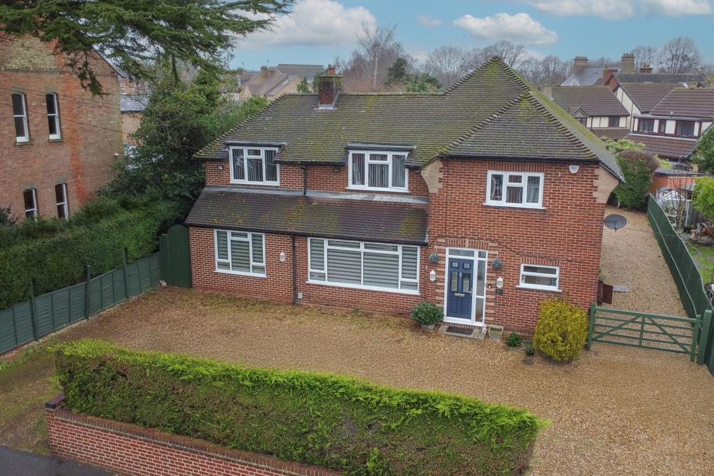 Wing Road, Linslade, Leighton... 4 bed detached house - £900,000