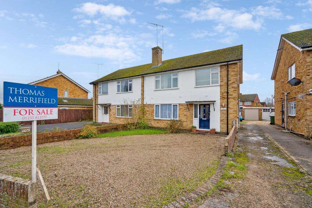 Merritt Road, Didcot, OX11 2 bed maisonette for sale - £235,000
