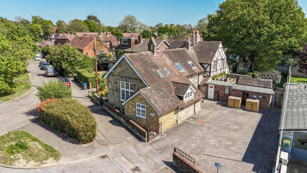 London Road, Sayers Common, Hassocks... 2 bed terraced house for sale ...
