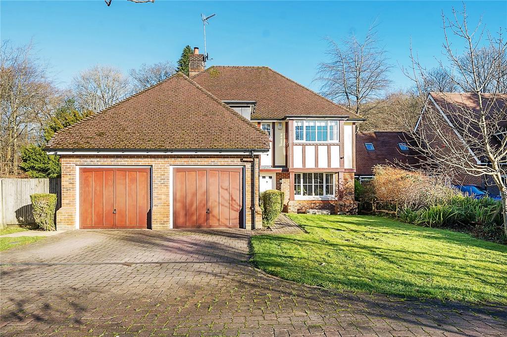 Telegraph Lane, Four Marks, Alton... 4 bed detached house - £1,100,000