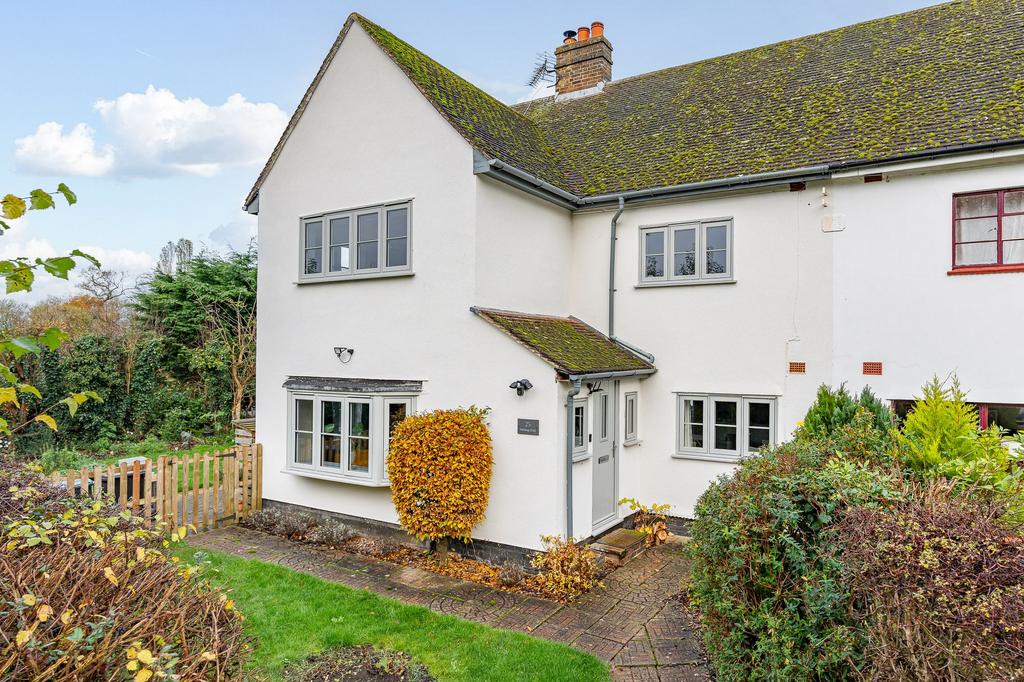 Hebing End, Stevenage SG2 4 bed semi-detached house for sale - £750,000
