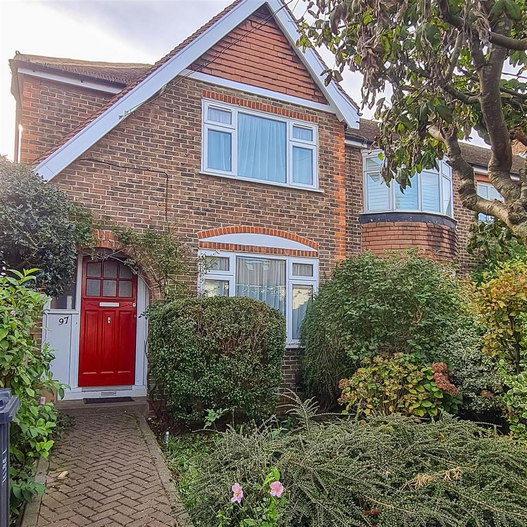 Shandon Road, Worthing 3 bed end of terrace house - £400,000