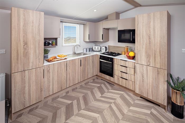 Northwich, Cheshire, CW8 2 bed lodge - £64,950