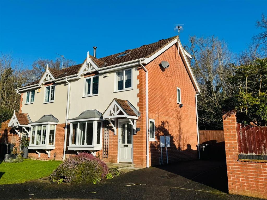 Atworth Grove, Derby DE23 3 bed semi-detached house - £1,050 pcm (£242 pw)