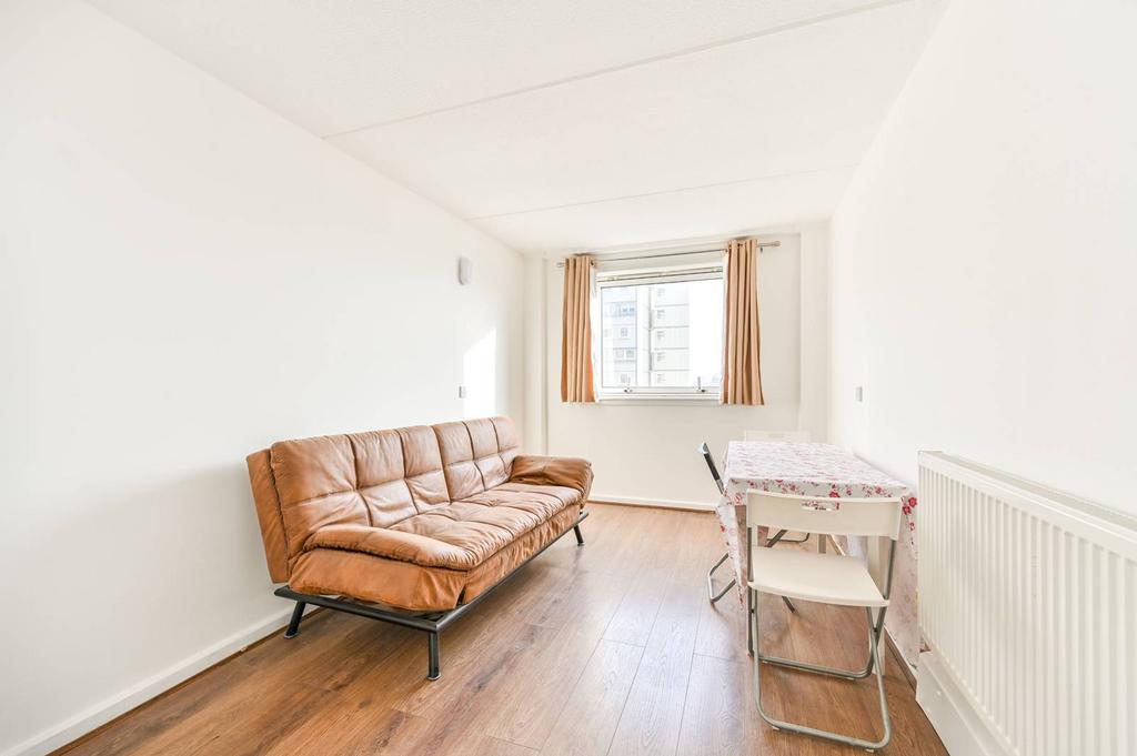 Connor Court, Alfreda Street... 1 bed flat for sale - £275,000