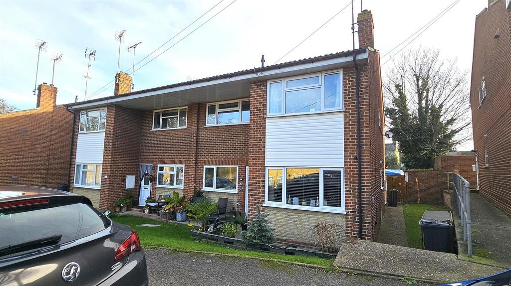 Sundew Grove, Ramsgate 2 bed flat - £1,050 pcm (£242 pw)