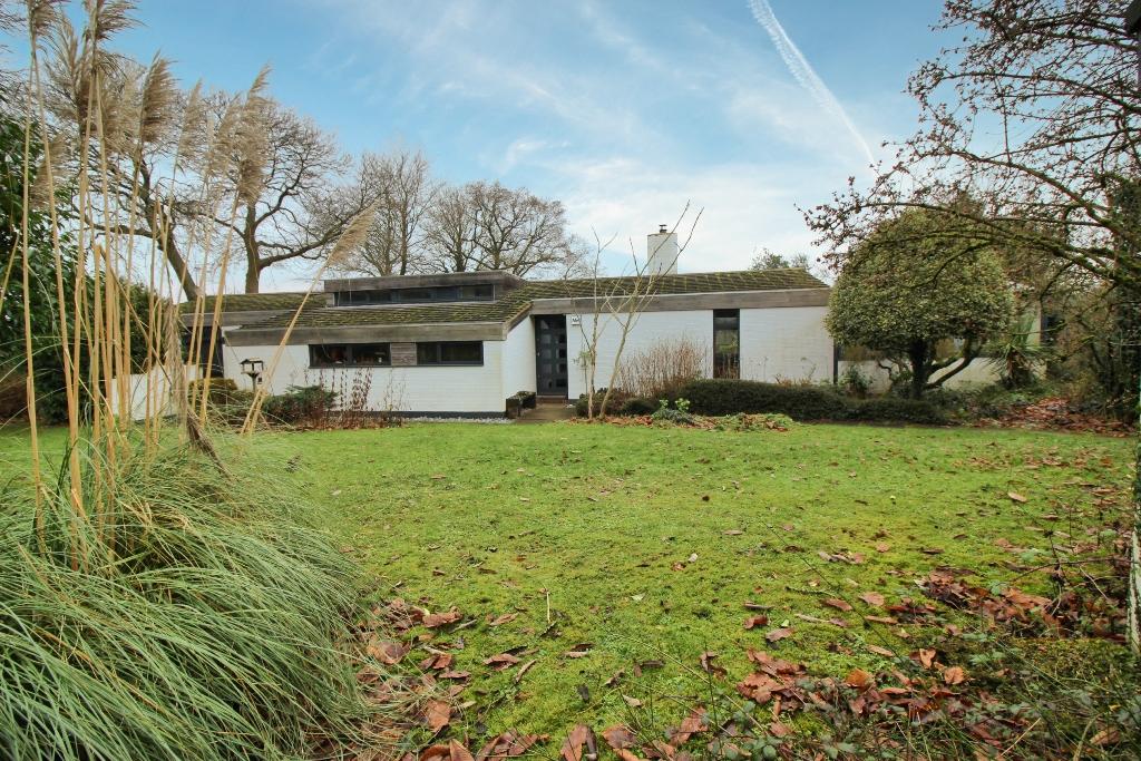 Long Mill Lane, Crouch TN15 4 bed detached bungalow for sale - £1,250,000