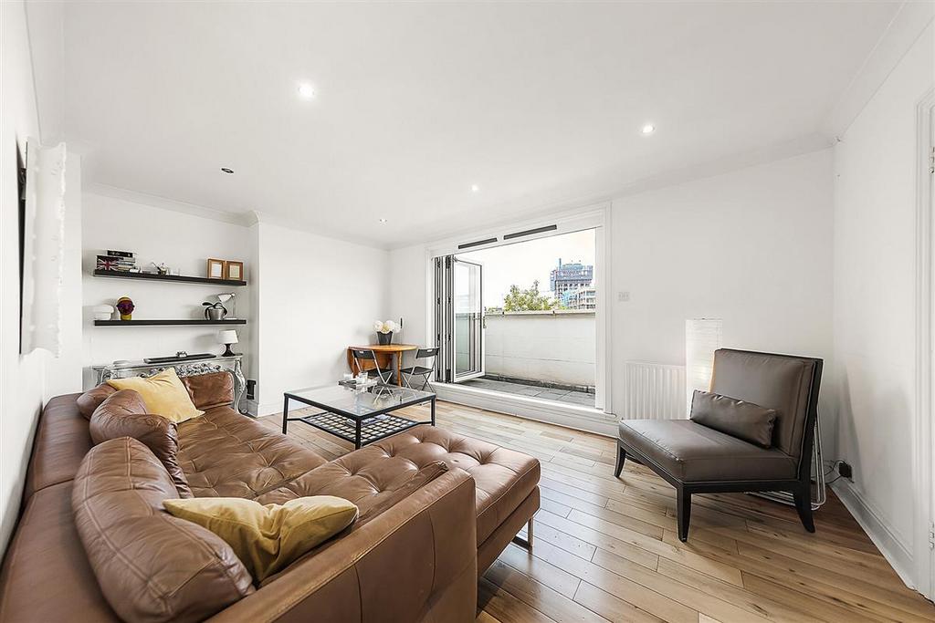 Lots Road, SW10 2 bed flat - £2,470 pcm (£570 pw)
