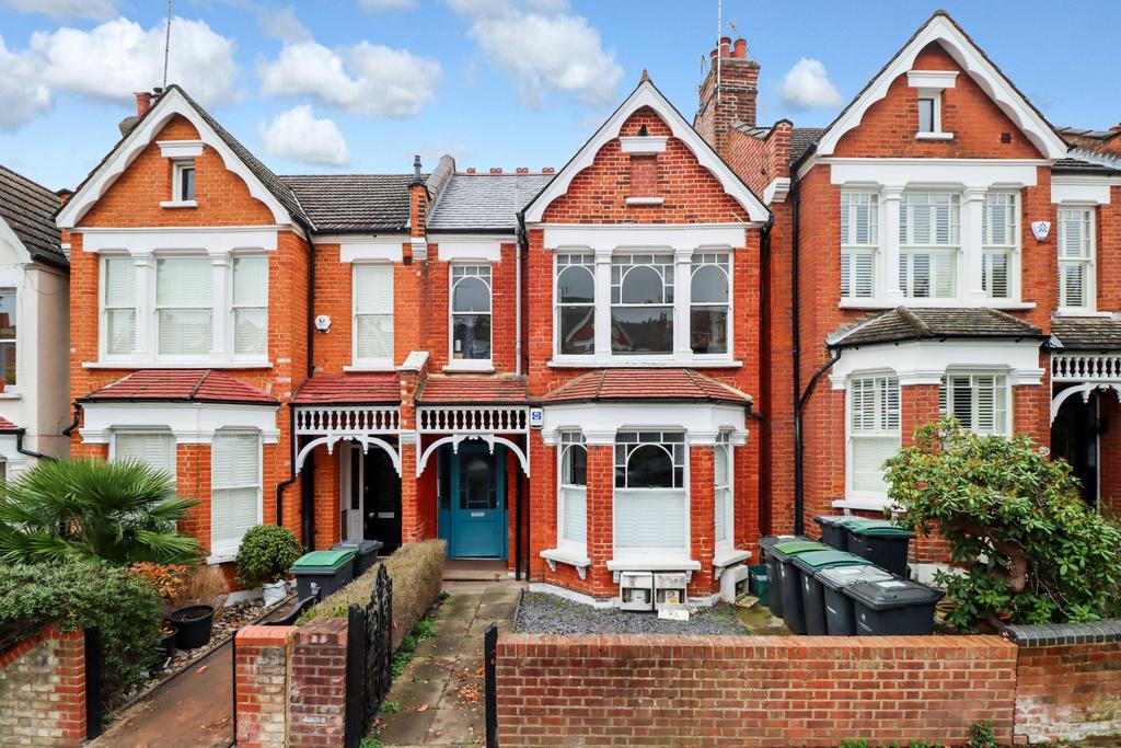 Curzon Road, Muswell Hill N10 1 bed flat - £1,699 pcm (£392 pw)