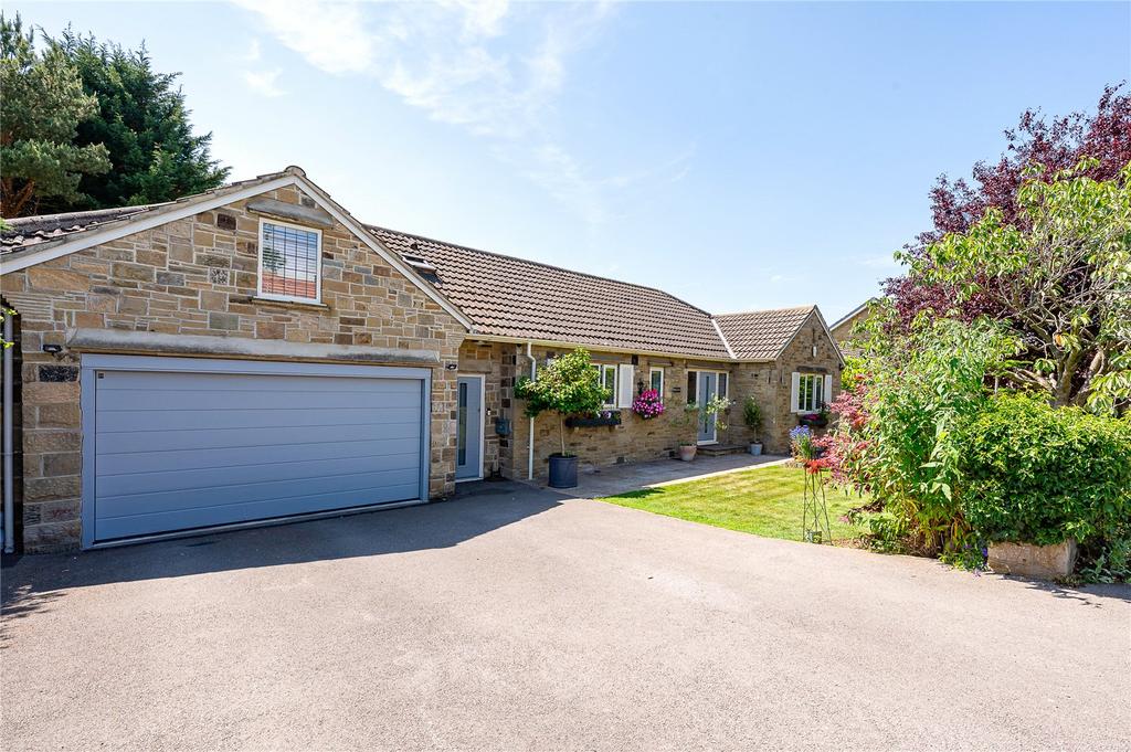 Crabtree Green, Collingham, LS22 3 bed detached house for sale - £1,000,000