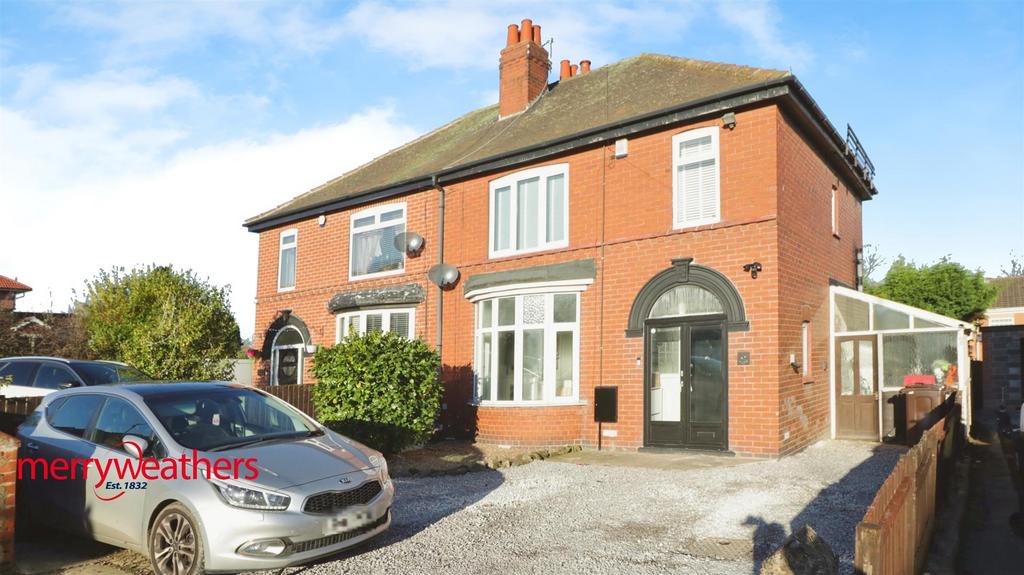 Racecourse Road, Swinton, Mexborough 3 bed semi-detached house - £230,000