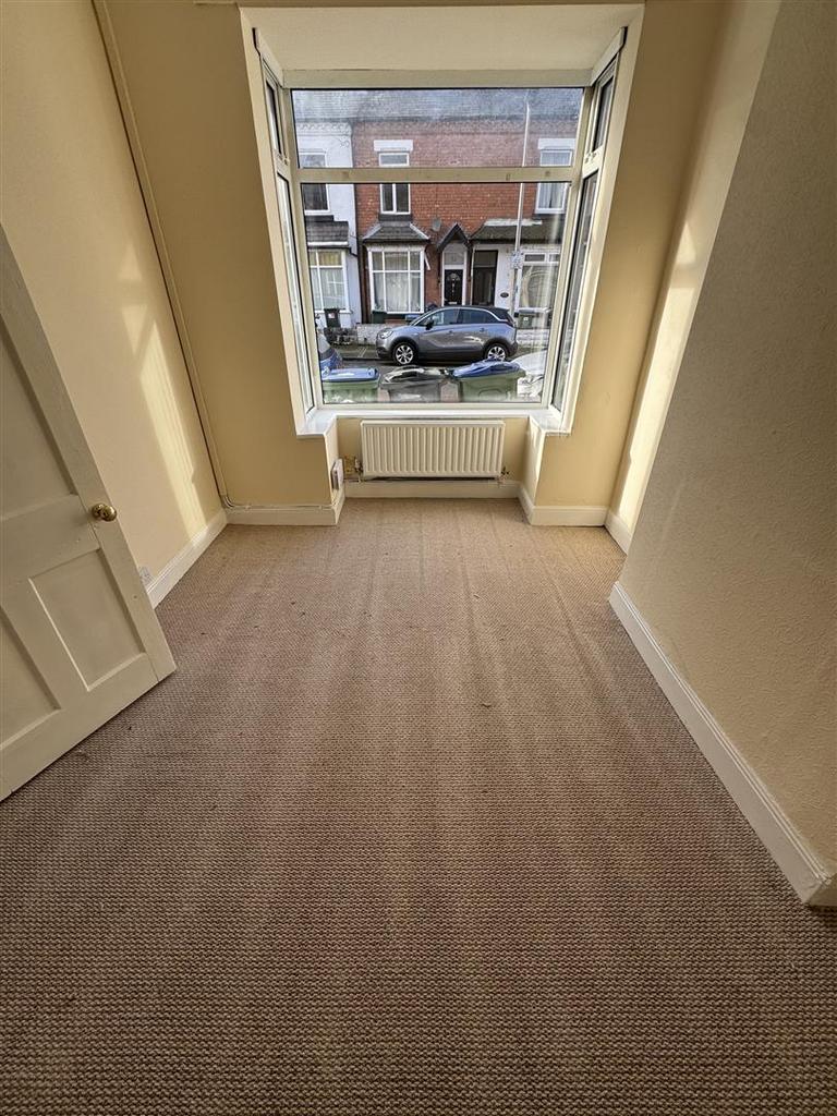 Wattis Road, Smethwick 3 bed terraced house - £200,000