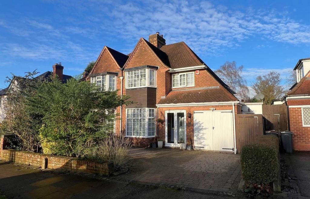 Russell Bank Road, Four Oaks 3 bed semi-detached house - £575,000
