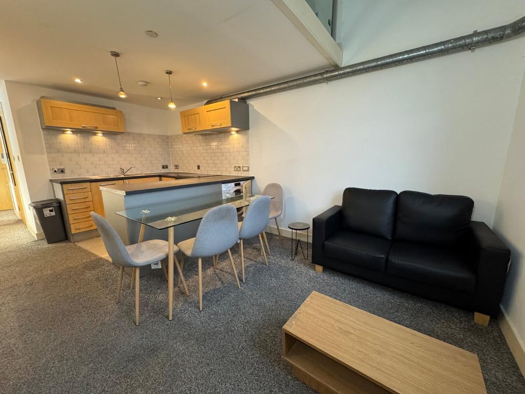 George Street, Nottingham... 1 bed flat - £850 pcm (£196 pw)