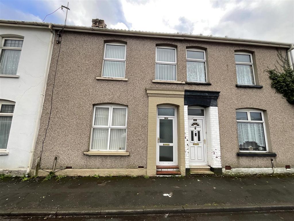 Copperworks Road, Llanelli 4 bed terraced house for sale - £137,500
