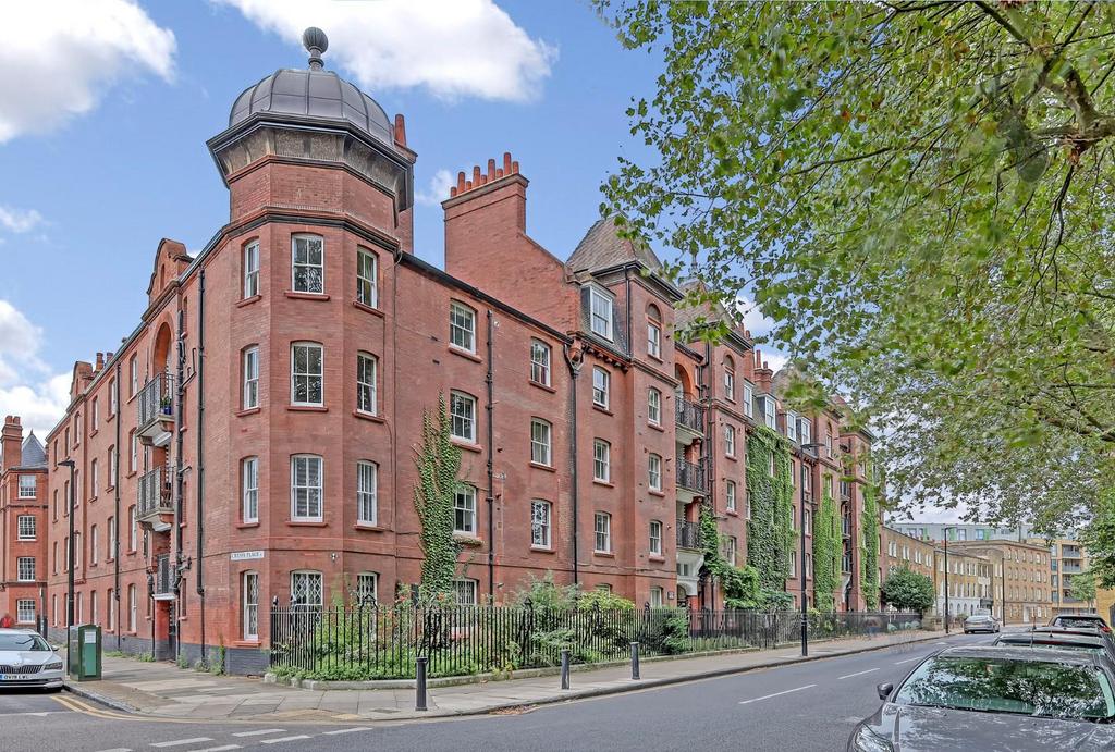 Dunstan House, Stepney Green, E1 1 bed flat - £399,995