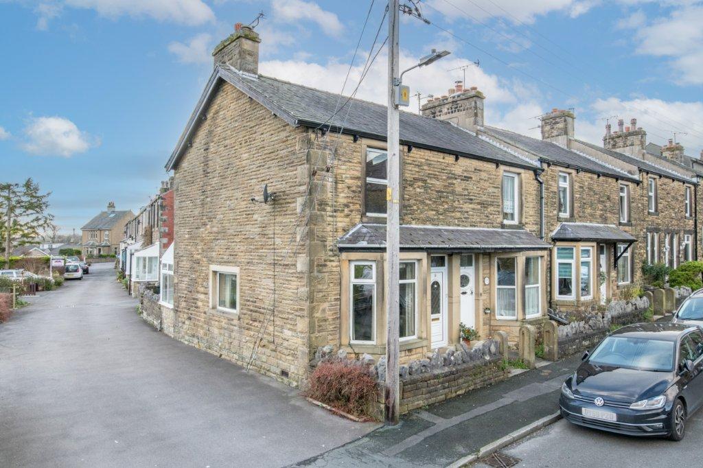 Halsteads Cottages, Settle, BD24 3 bed end of terrace house - £230,000