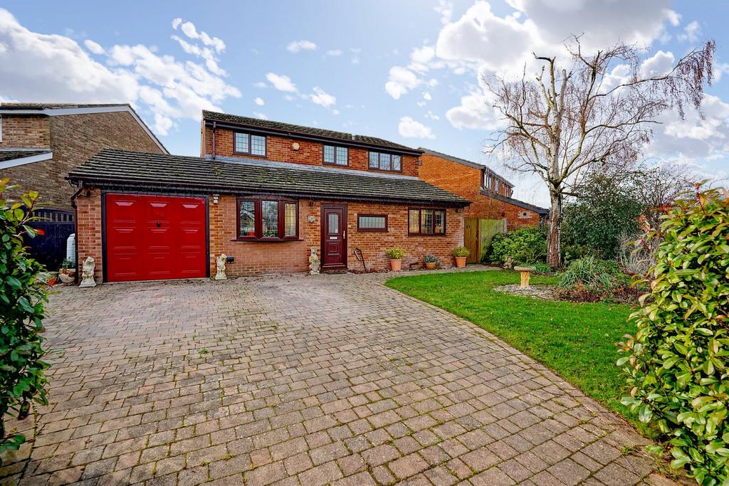 Park Road, Buckden, St Neots, PE19 4 bed detached house for sale - £490,000