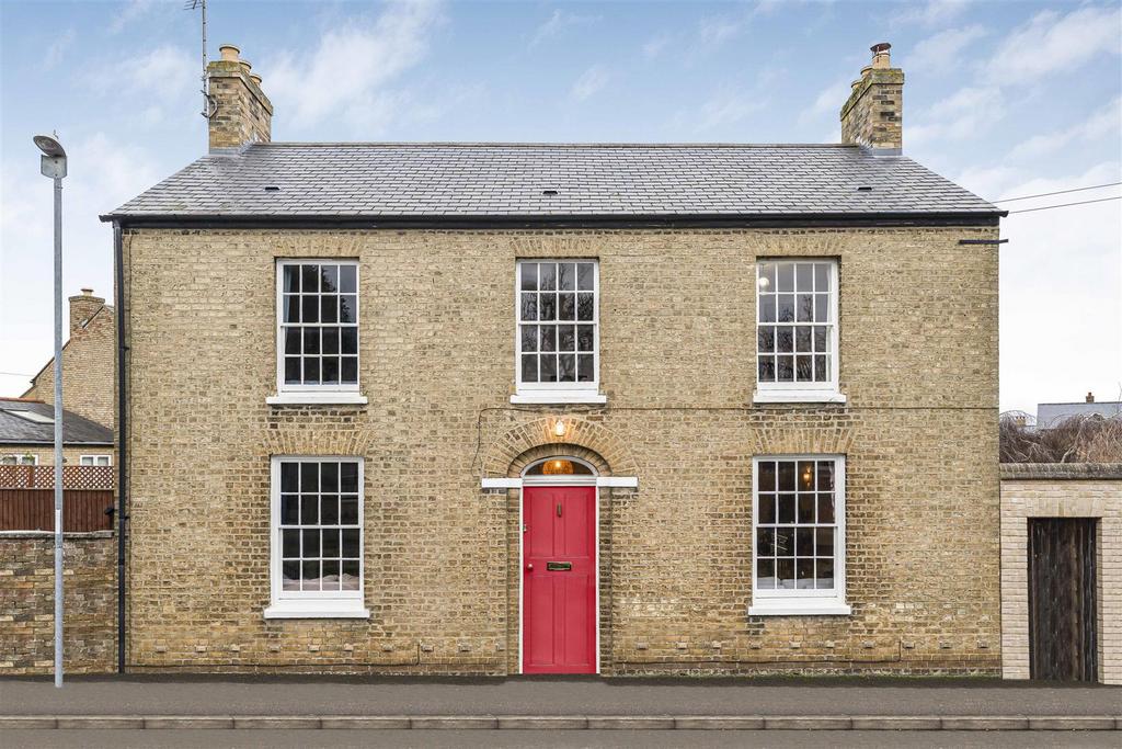 Telegraph Street, Cambridge CB24 5 bed detached house - £600,000