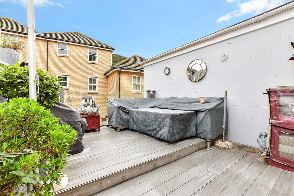Albert Street, Ventnor, Isle of Wight 3 bed end of terrace house for ...