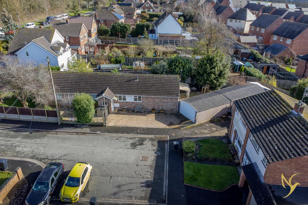 Worcester WR5 3 bed detached bungalow - £425,000