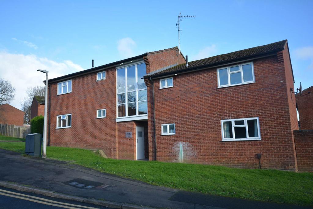 Quarrendon Road, Amersham 1 bed apartment - £230,000