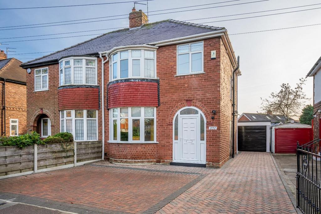 Hamilton Drive West, Holgate, York 3 bed semi-detached house for sale ...