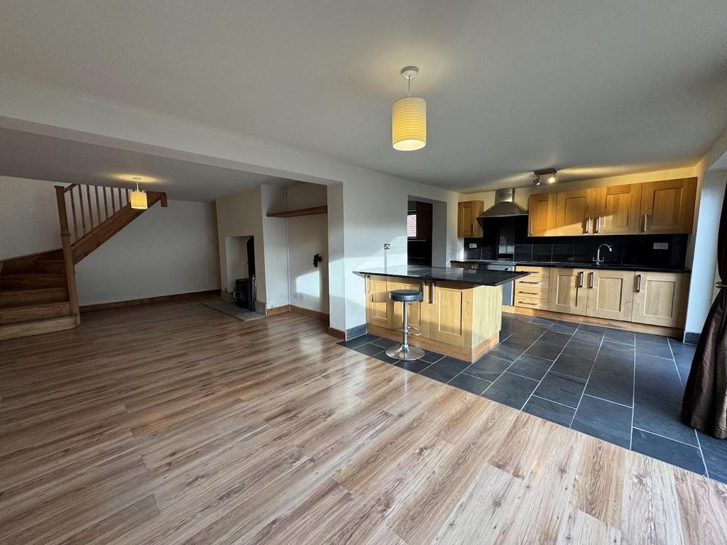 Dovedale Rise, Derby DE22 4 bed bungalow for sale - £325,000