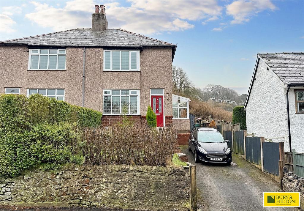 Macclesfield Old Road, Buxton 2 bed semi-detached house - £250,000