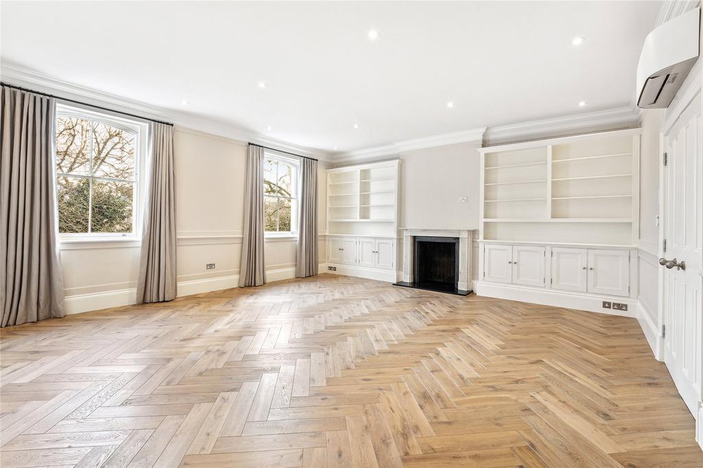 Onslow Square, London, SW7 4 bed apartment - £13,867 pcm (£3,200 pw)