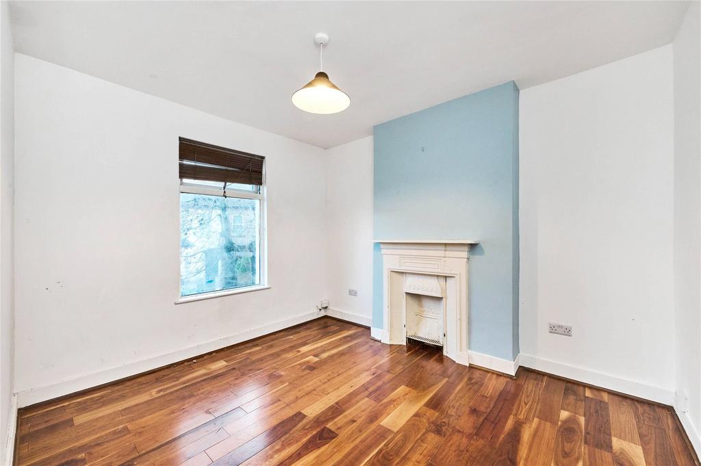 Eardley Road, Furzedown, SW16 2 bed flat for sale - £280,000