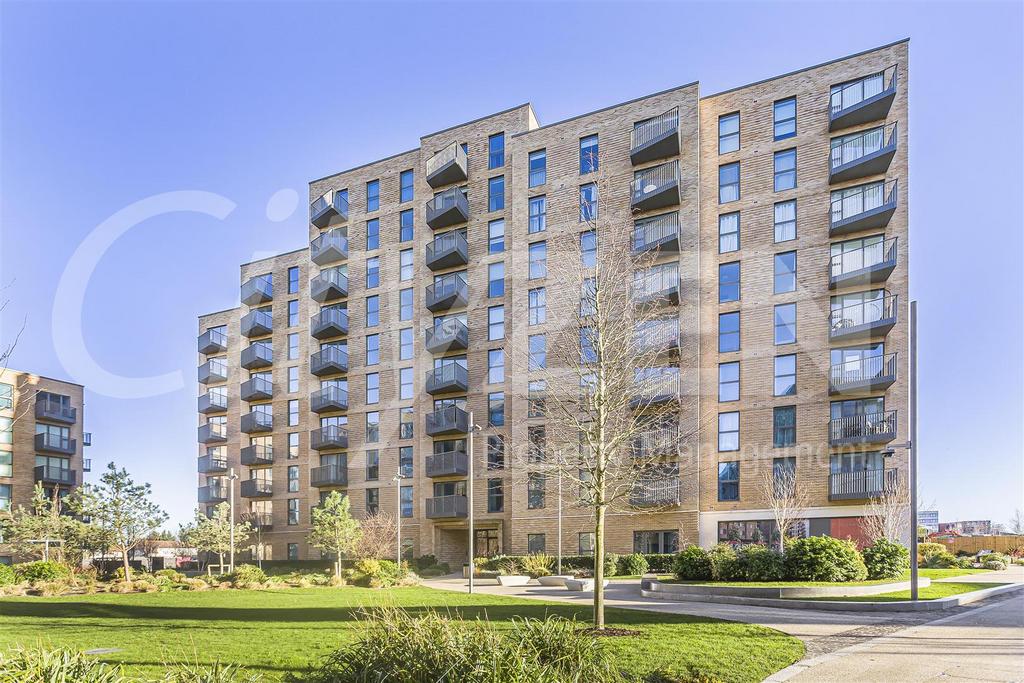 Aquifer House, HORLICKS QUARTER... 1 bed flat - £1,400 pcm (£323 pw)