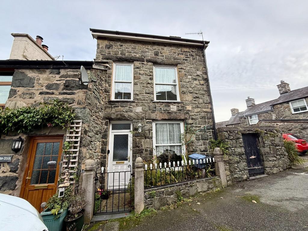 Bryn Awel, Upperfield Street... 4 bed end of terrace house for sale - £ ...