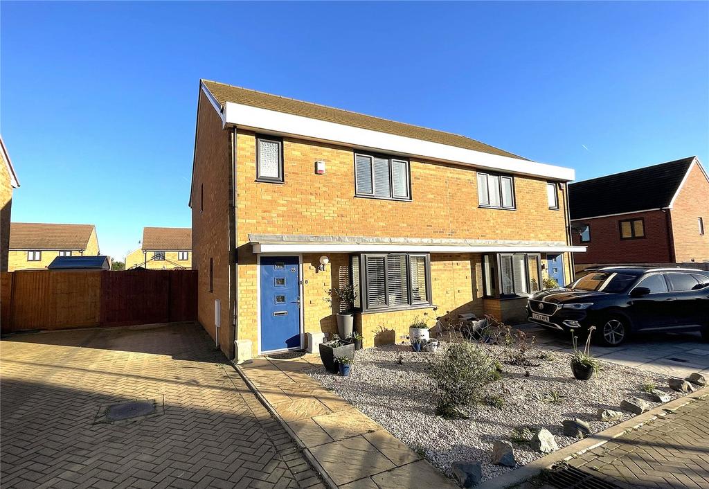 Turnstone Close, East Tilbury, Essex... 3 bed semi-detached house for ...