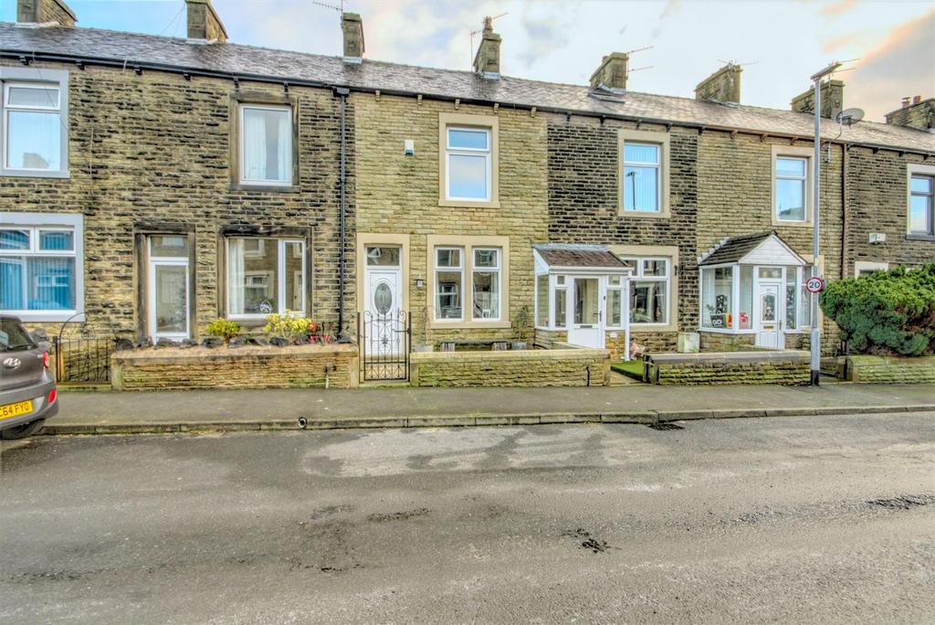 Longroyd Road, Earby 2 bed terraced house - £177,500