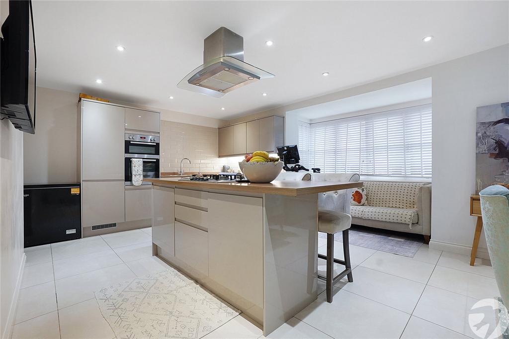 Tyland Mews, Sandling, Maidstone... 4 bed detached house for sale - £ ...