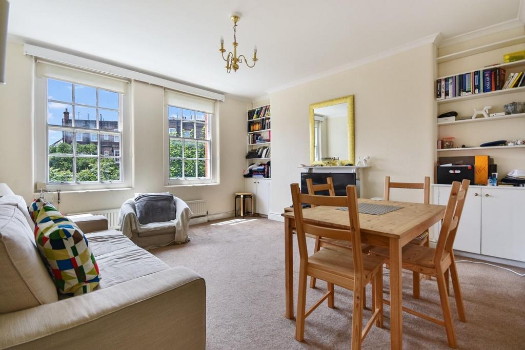 Addison House, Grove End Road 2 bed apartment - £2,250 pcm (£519 pw)