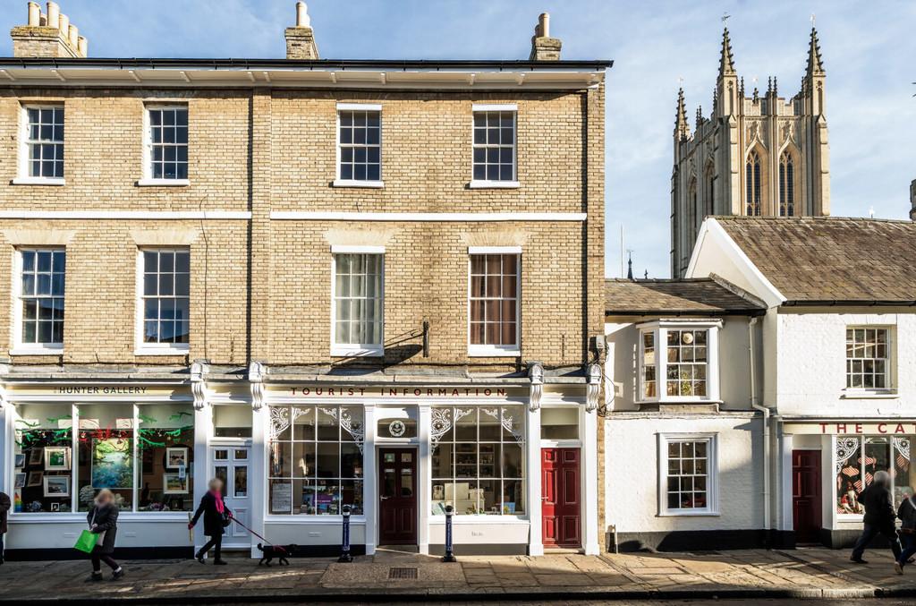 Angel Hill, Bury St. Edmunds IP33 1 bed apartment - £950 pcm (£219 pw)