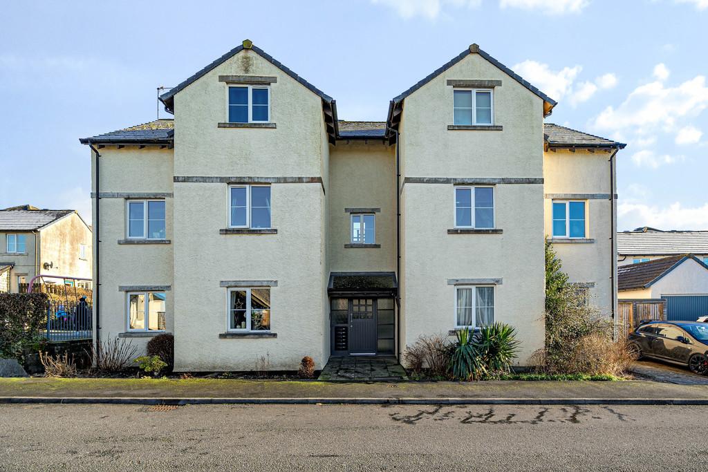 51 Pear Tree Park, Holme, Cumbria... 2 bed apartment for sale - £115,500