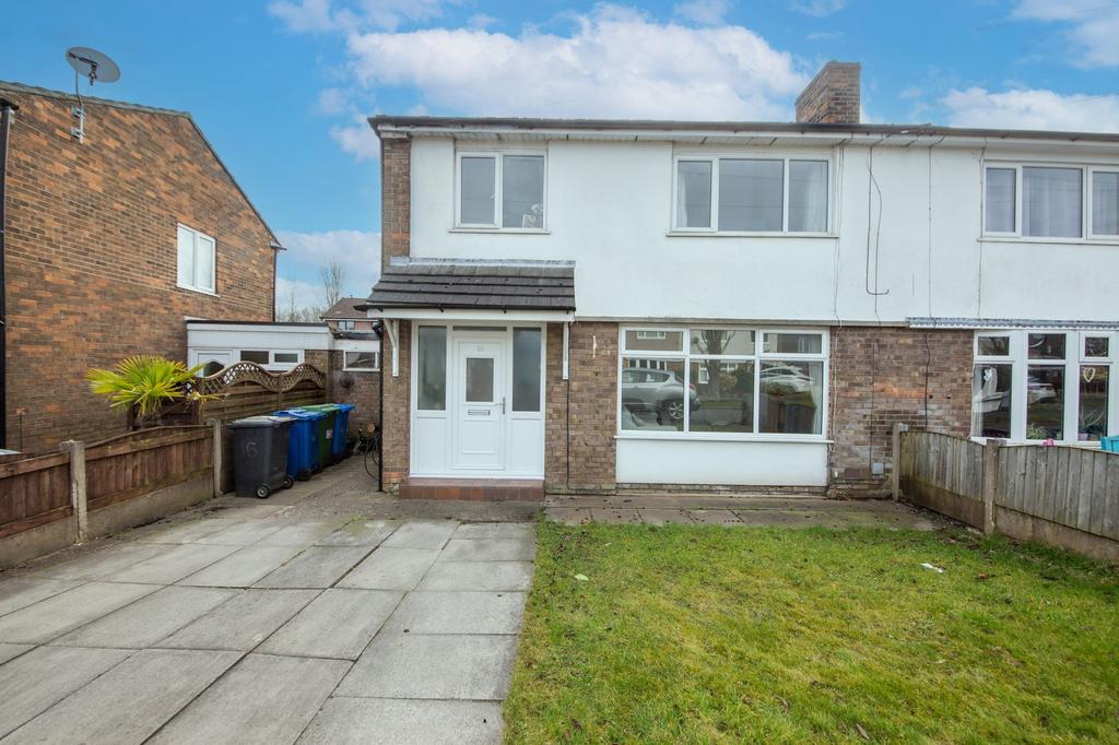 Bentham Road, Culcheth, WA3 3 bed semi-detached house - £280,000