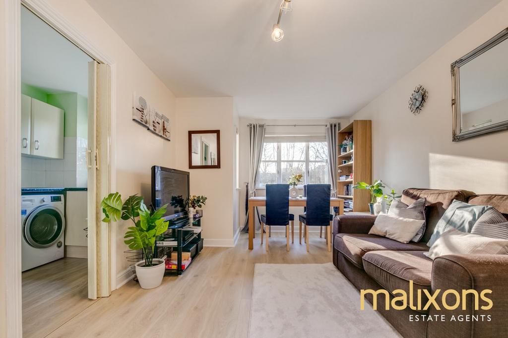 Mullards Close, Mitcham CR4 1 bed flat for sale - £225,000