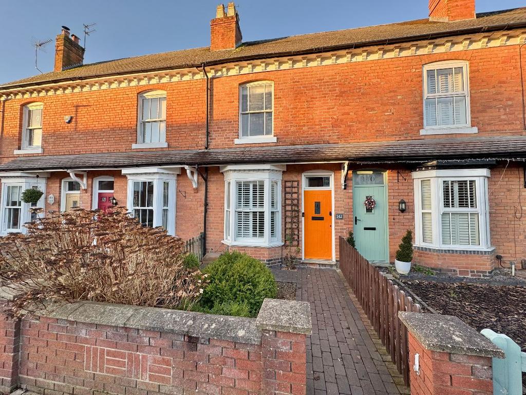 Kineton Green Road, Solihull 2 bed terraced house - £315,000